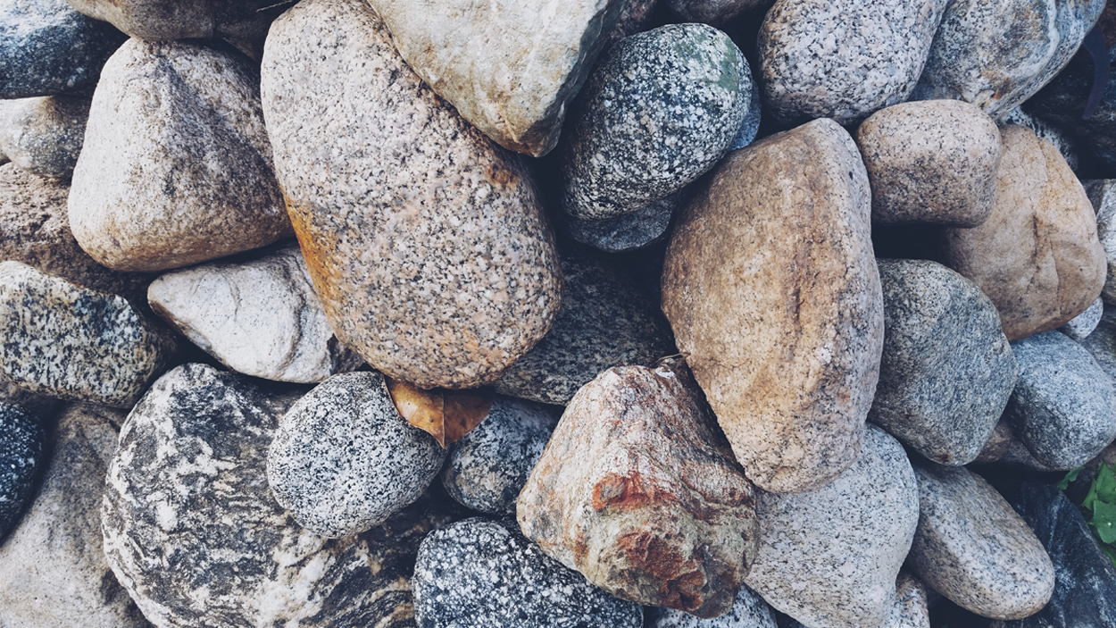 Types Of Rocks For Landscaping - Desert Foothills Gardens